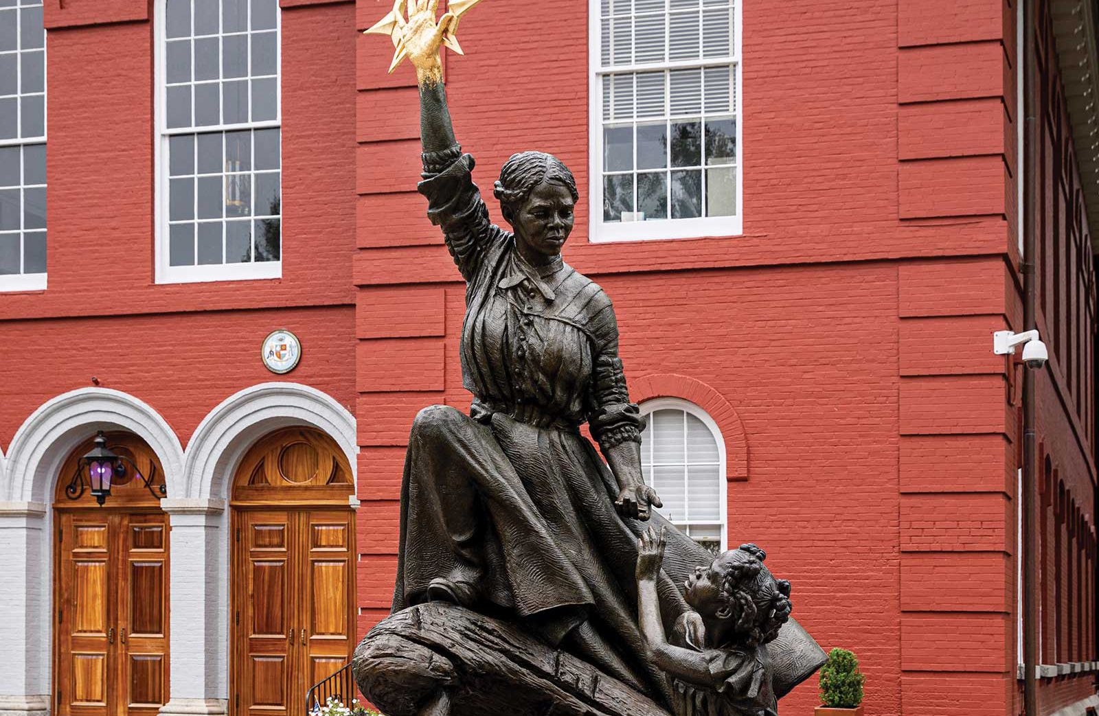 Unveiling (Issue 210)